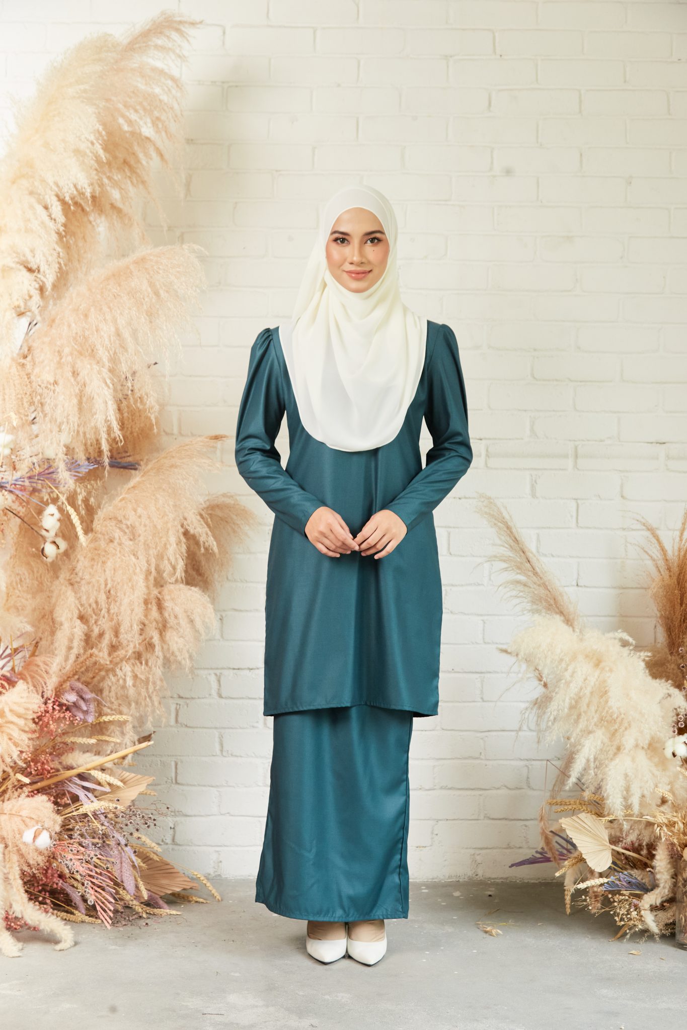 BAJU KURUNG ROHANI ADULT – EMERALD GREEN – Harraz Malaysia